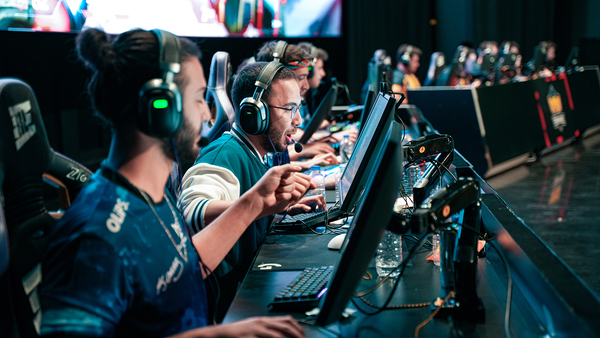 How to Set Up Your Gaming Headset for CS2 | Acezone – Shop AceZone